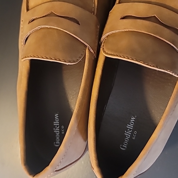 Goodfellow & Co | Shoes | Stunning Goodfellow Co Suede Like Tan Loafers ...